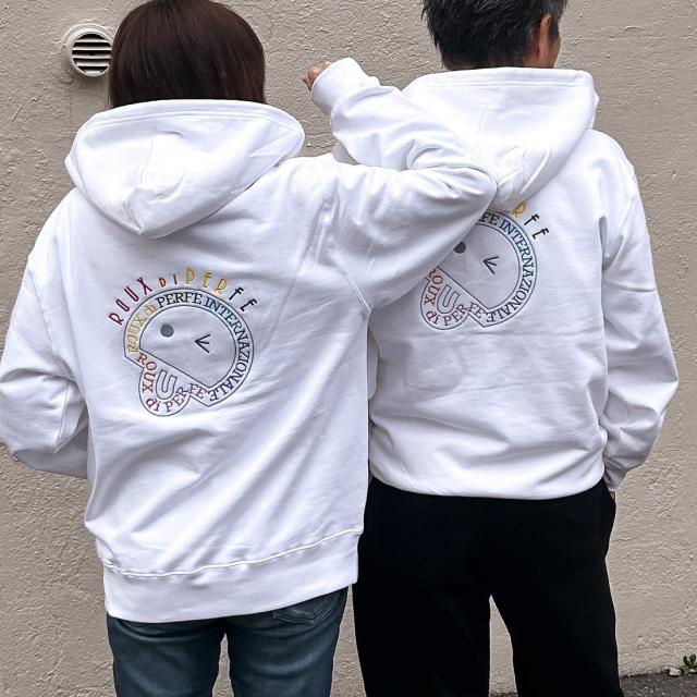 【NEW】ルゥディパフィーインターナショナル（ROUX DI PERFE INTERNAZIONALE）/レインボー&ロゴ刺繍ジップアップパーカー