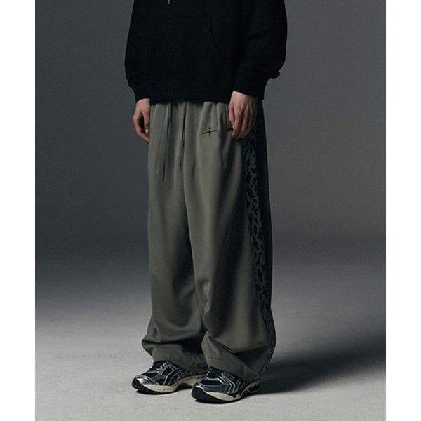 エルエイチピー（LHP）/NOT4NERD／ノットフォーナード／LEOPARD LINE BALLOON PANTS