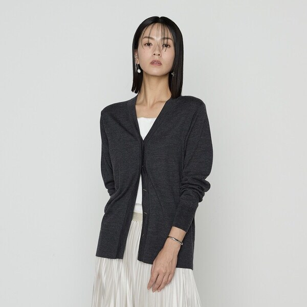 コムサ（COMME CA）/〔 TALLサイズ 〕 ウール梳毛 Vネックカーディガン