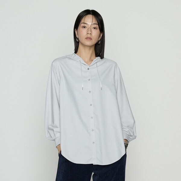 ギャバジン K．T（Gabardine K．T）/マイクロスパン フード付きブラウス