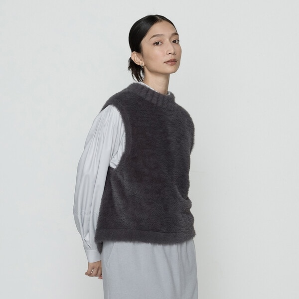 ギャバジン K．T（Gabardine K．T）/マイクロナイロンフェザーヤーン 2WAYベスト