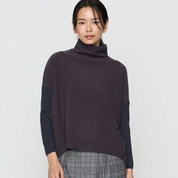 K．T キヨコ タカセ（K．T KIYOKO TAKASE）/ウールブークレー ボトルネックプルオーバー