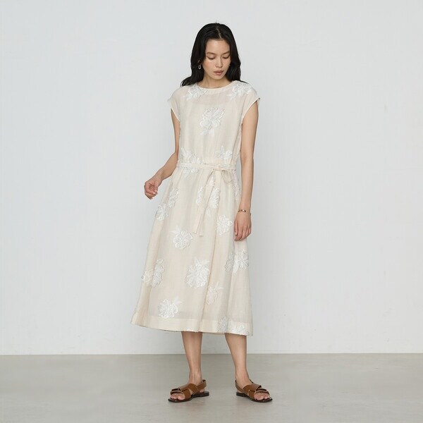 K．T キヨコ タカセ（K．T KIYOKO TAKASE）/フラワージャカード ドレス