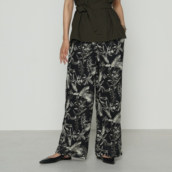 K．T キヨコ タカセ（K．T KIYOKO TAKASE）/麻調ポリエステル ボタニカルプリントパンツ