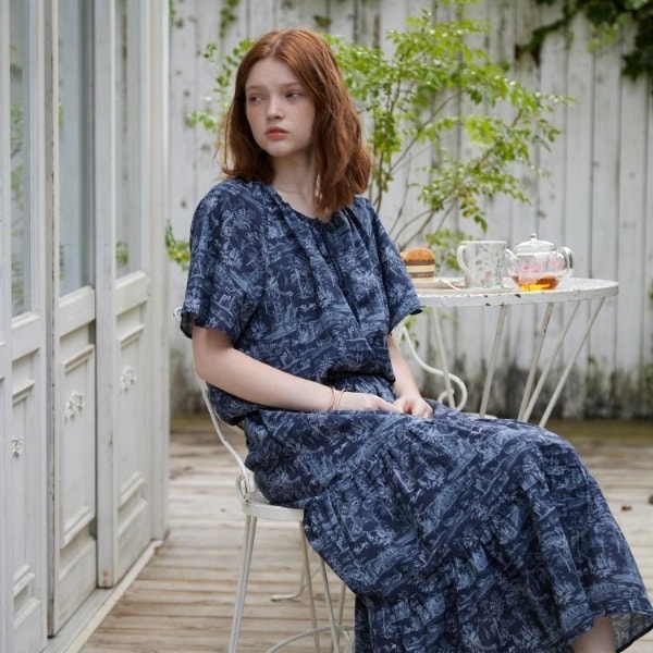 ローラ アシュレイ（LAURA ASHLEY）/【コットン100％／同柄アイテムあり】ブレイスミス トワル柄 ブラウス