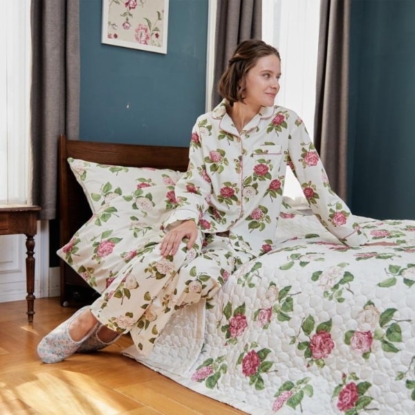 ローラ アシュレイ（LAURA ASHLEY）/カミール柄 コットンプリントパジャマ