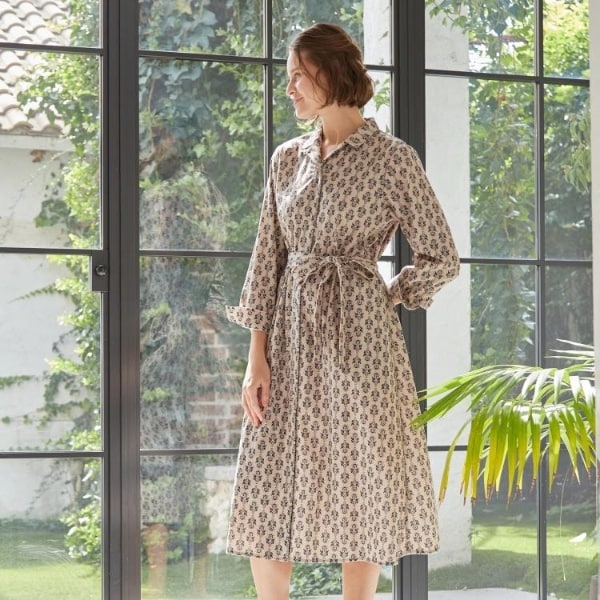 ローラ アシュレイ（LAURA ASHLEY）/【WEB限定／洗える／M‐LL 3サイズ／羽織に使える】シュルートン柄コーデュロイワンピース