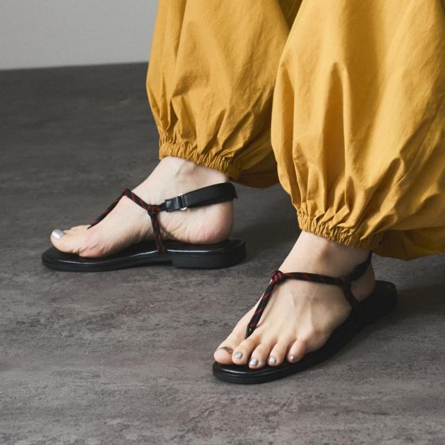 サロン アダム エ ロペ（SALON adam et rope’ ）/【NICOLAS LAINAS（ニコラスライナス）】サンダル