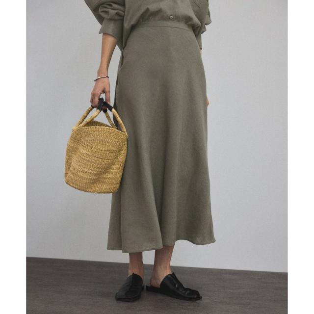 サロン アダム エ ロペ（SALON adam et rope’ ）/リネンバイヤススカート［GENTLE LINEN］