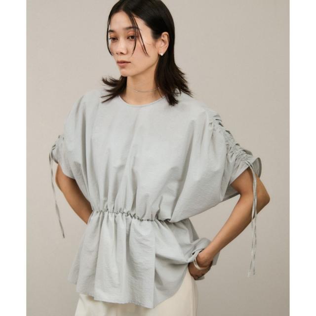 サロン アダム エ ロペ（SALON adam et rope’ ）/【WEB限定】シャーリングスリーブブラウス