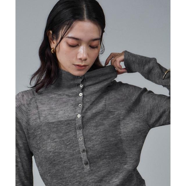 サロン アダム エ ロペ（SALON adam et rope’ ）/リブニット2WAYタートルネックプルオーバー