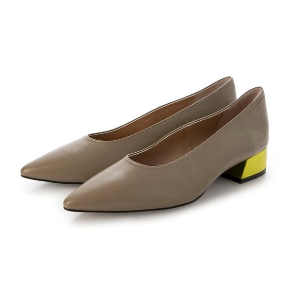 カリーノ（carino）/【数量限定】ポインテッドトゥデザインパンプス
