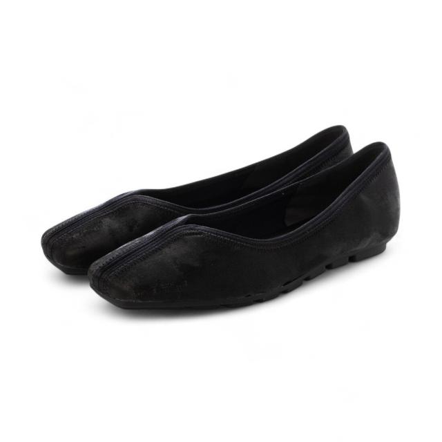 カリーノ（carino）/スクエアトゥ切り替えデザインフラットパンプス