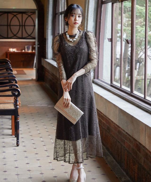 ニアナ/パワーショルダーレース パーティードレス