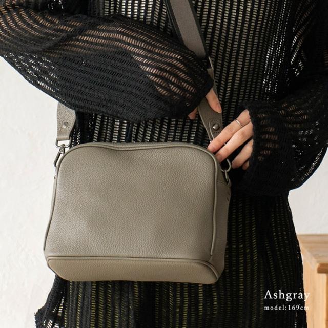 ヴィータフェリーチェ（VitaFelice）/本革 スクエア2wayハンドルバッグ【Depral/デプラル】