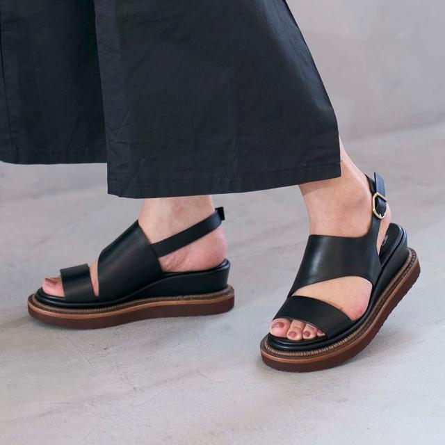 イング（シューズ）（ing）/ボリュームソールバックベルトサンダル