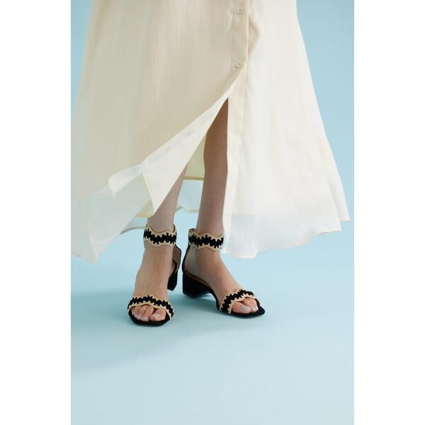 スタッカート（STACCATO）/マーヤスカラップサンダル