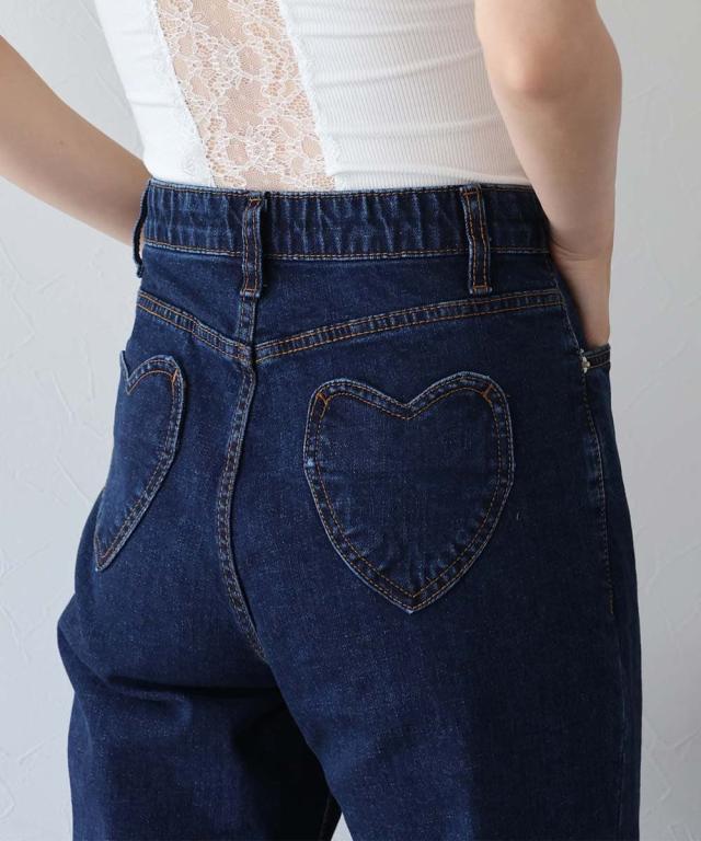 ブルーイースト（BLUEEAST）/ハートポケットフレアデニムパンツ