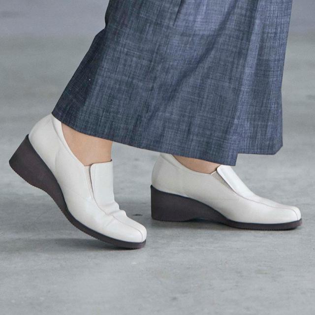 アトリエ（Atelier）/【3E】サイドゴアウェッジソールスリッポン