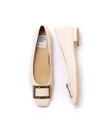 エマフランシス（Emma Francis）/スクエアトゥ ゴールドプレート 2cmヒール パンプス