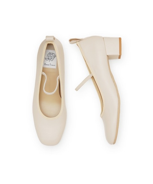 エマフランシス（Emma Francis）/シャーリングストラップ 4cm パンプス