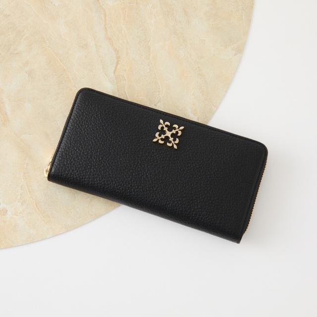 ラシット（russet）/モノグラムプレートラウンドジップウォレット(SO−372)