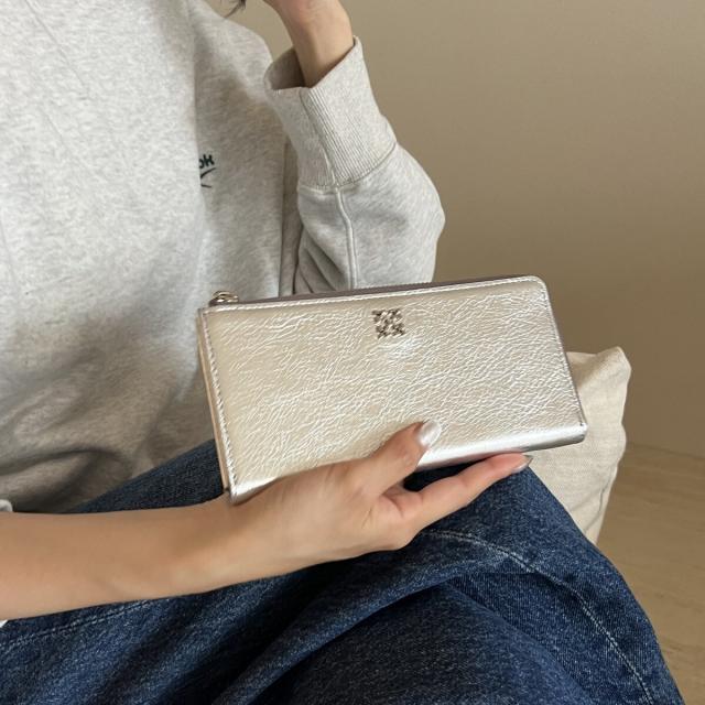 ラシット（russet）/ミニモノグラムプレートロングウォレット(SO−418)