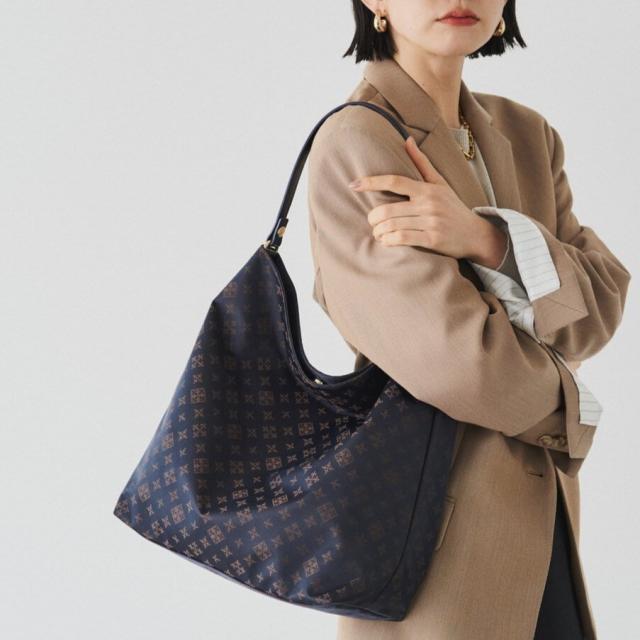 ラシット（russet）/モノグラムナイロンジャガード 縦長2WAYショルダーバッグ(CE−1622)