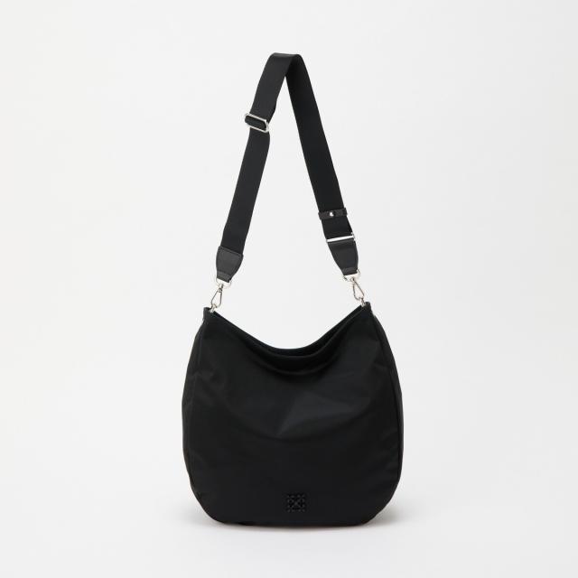 ラシット（russet）/［仕切りあり］クラウズナイロン 縦長2WAY