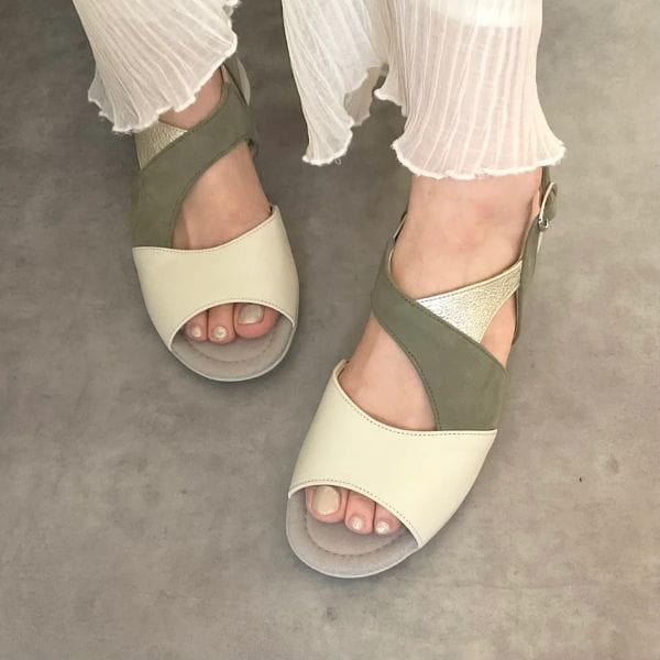 ブランブルー（ブランブルー）/【日本製／本革／3E】異素材コンビサンダル