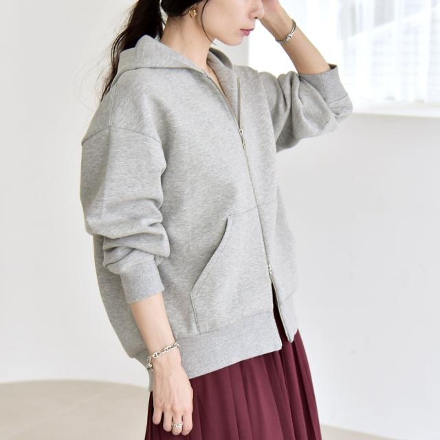 カランシエル（quaranciel）/《一部追加予約》quaranciel:〈洗濯機可能〉ポンチ ダブルジップ スウェット パーカー