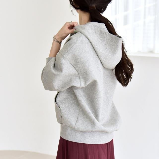 カランシエル（quaranciel）/《一部追加予約》quaranciel:〈洗濯機可能〉ポンチ ダブルジップ スウェット パーカー