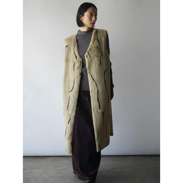 ラディエイト（RADIATE）/フェイクファー×スエードリバーシブルロングベスト