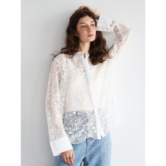 ヴァン（Vin）/刺繍メッシュバンドカラーブラウス