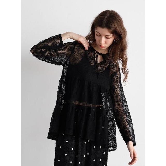 ヴァン（Vin）/2WAY刺繍ティアードメッシュブラウス