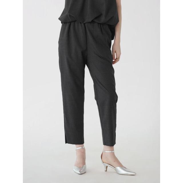 アーガ（Aga）/ピンストライプテーパードパンツ