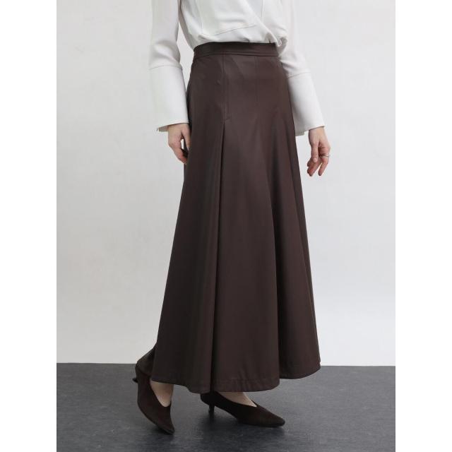 アーガ（Aga）/レザータッチフレアスカート