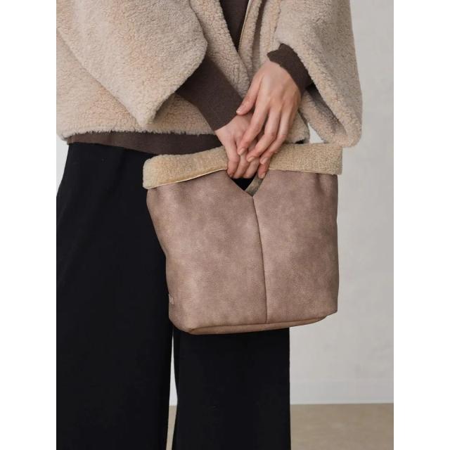 ヌエール（nouer）/フェイクレザー2wayバッグ