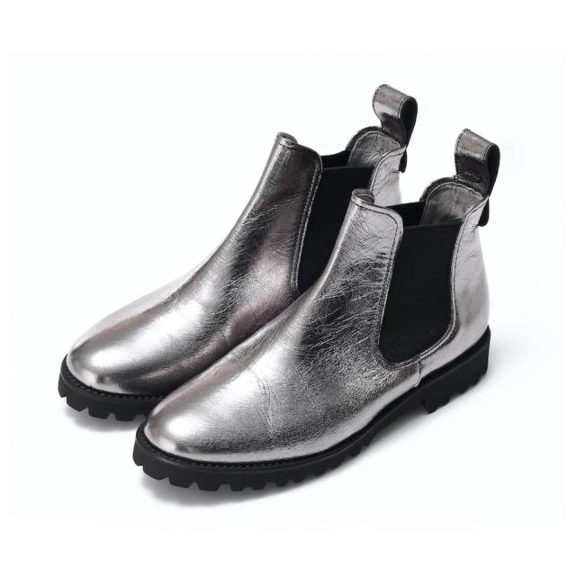 ジーアール（gr．）/S(22cm)−L(25．5cm)サイドゴアショートブーツ／シルバー