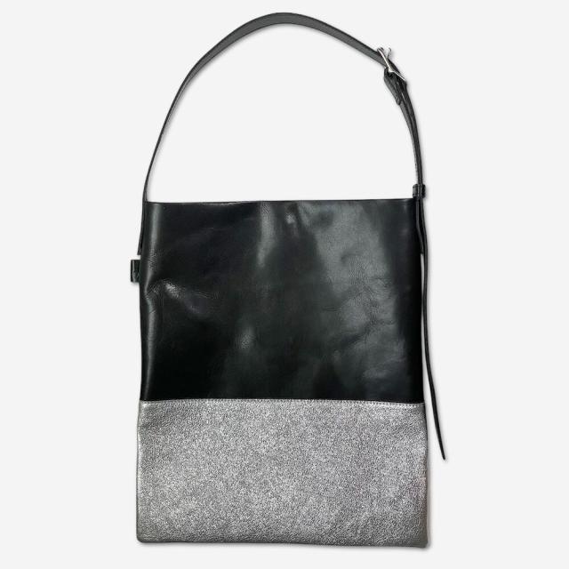 ジーアール（gr．）/レザーショルダーバッグ（2WAY)／シルバーコンビ