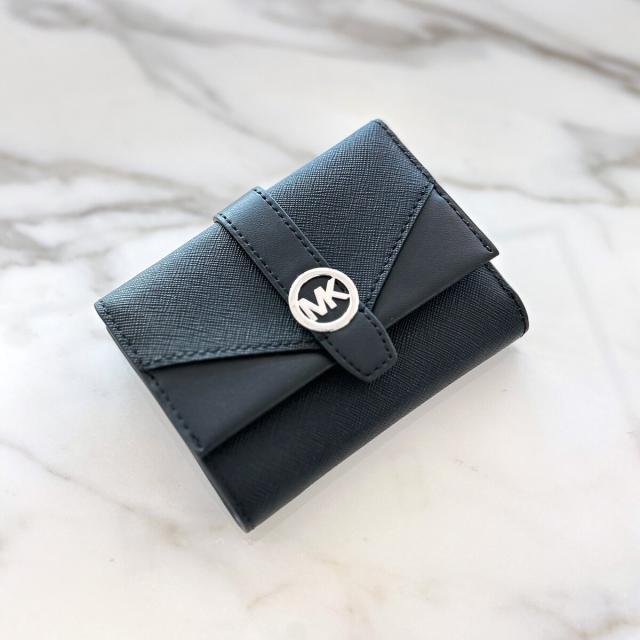マイケル・コース（Michael Kors）/GREENWICH エンベロープ トライフォールド ウォレット ミディアム