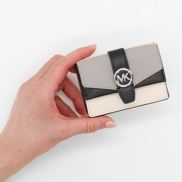 マイケル・コース（Michael Kors）/GREENWICH XS FLAP TRIFOLD ウォレット