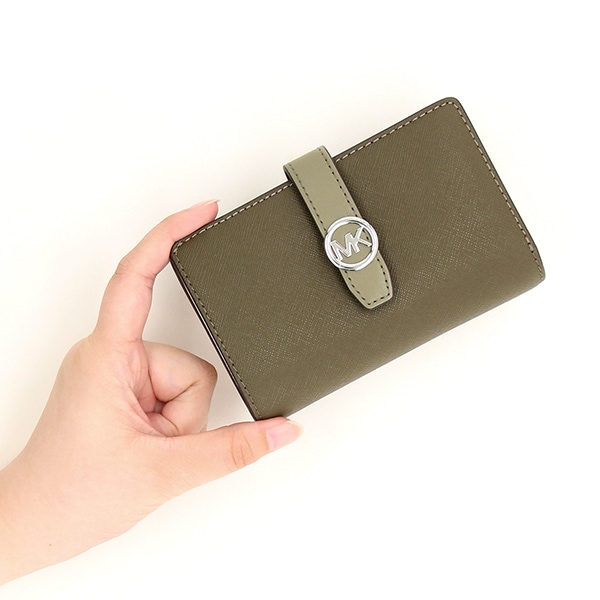 マイケル・コース（Michael Kors）/GREENWICH ジップアラウンド タブ ウォレット ミディアム