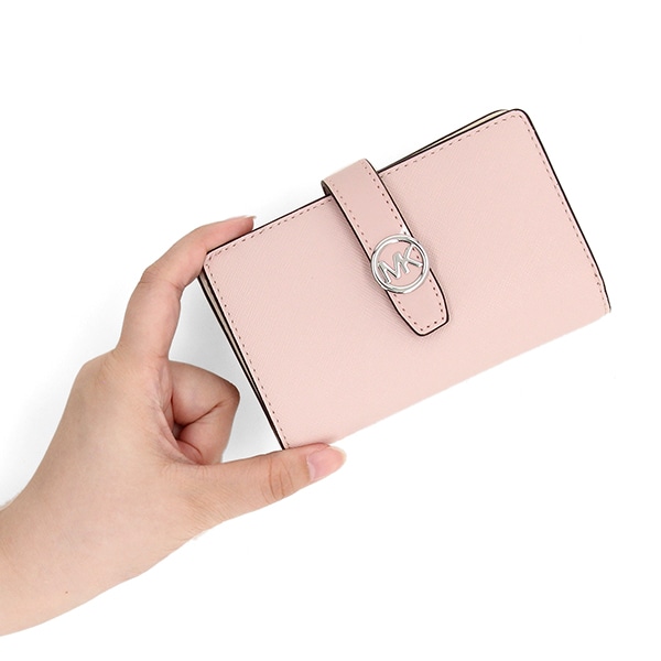 マイケル・コース（Michael Kors）/GREENWICH ジップアラウンド タブ ウォレット ミディアム