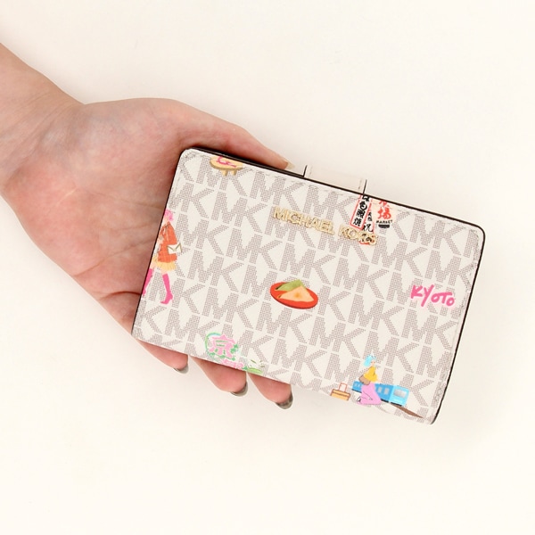 マイケル・コース（Michael Kors）/JET SET TRAVEL MD BIFLD ZP CN WLLET ウォレット