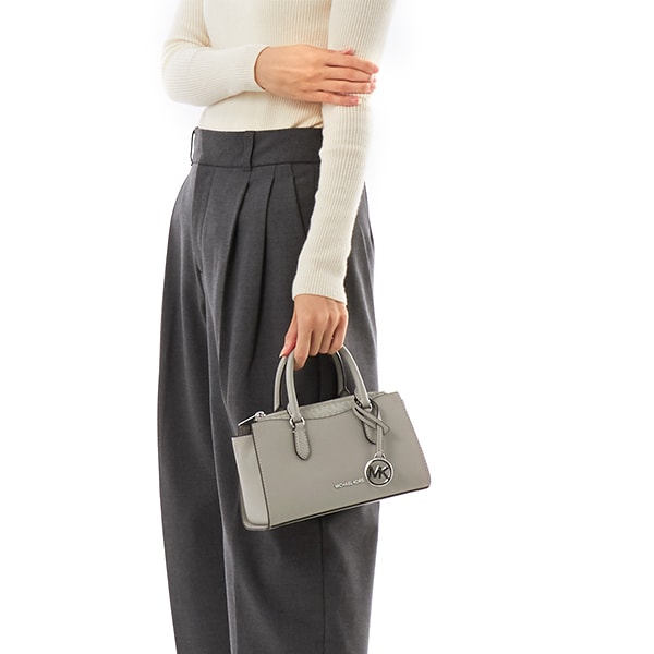 マイケル・コース（Michael Kors）/ARDEN SM TZ MSGR クロスボディ