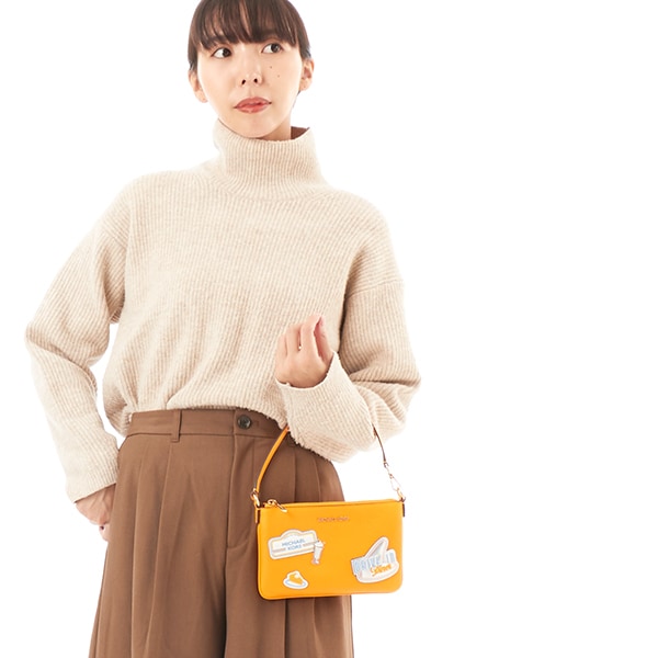 マイケル・コース（Michael Kors）/JET SET TRAVEL コンバーチブル ポーチ リストレット スモール