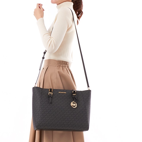 マイケル・コース（Michael Kors）/CHARLOTTE 3 IN 1 トート ラージ − MKシグネチャー