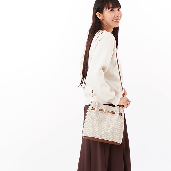 マイケル・コース（Michael Kors）/CARSON コンバーチブル バケット クロスボディ ミディアム − MKシグネチャー