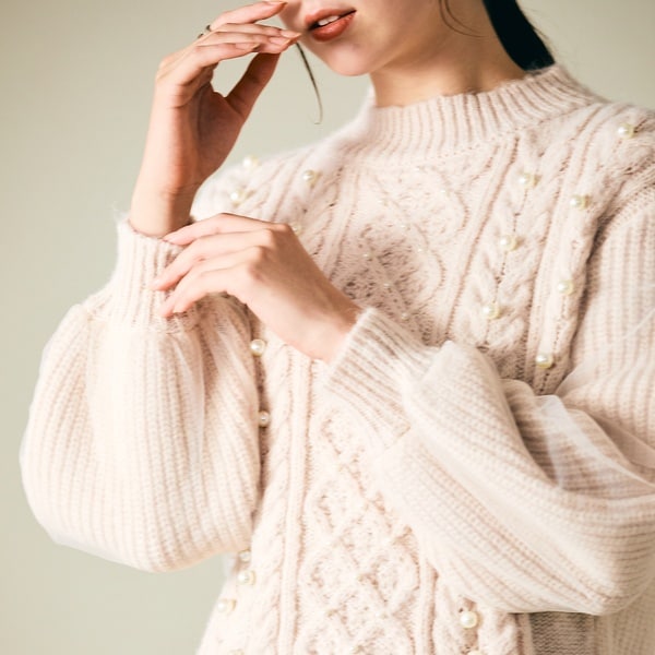 オーディア ミューズ（Audie a Muses）/チュール＆パールニットプルオーバー